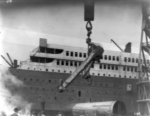 HOYFM.HW.84 | Explore Our Collections